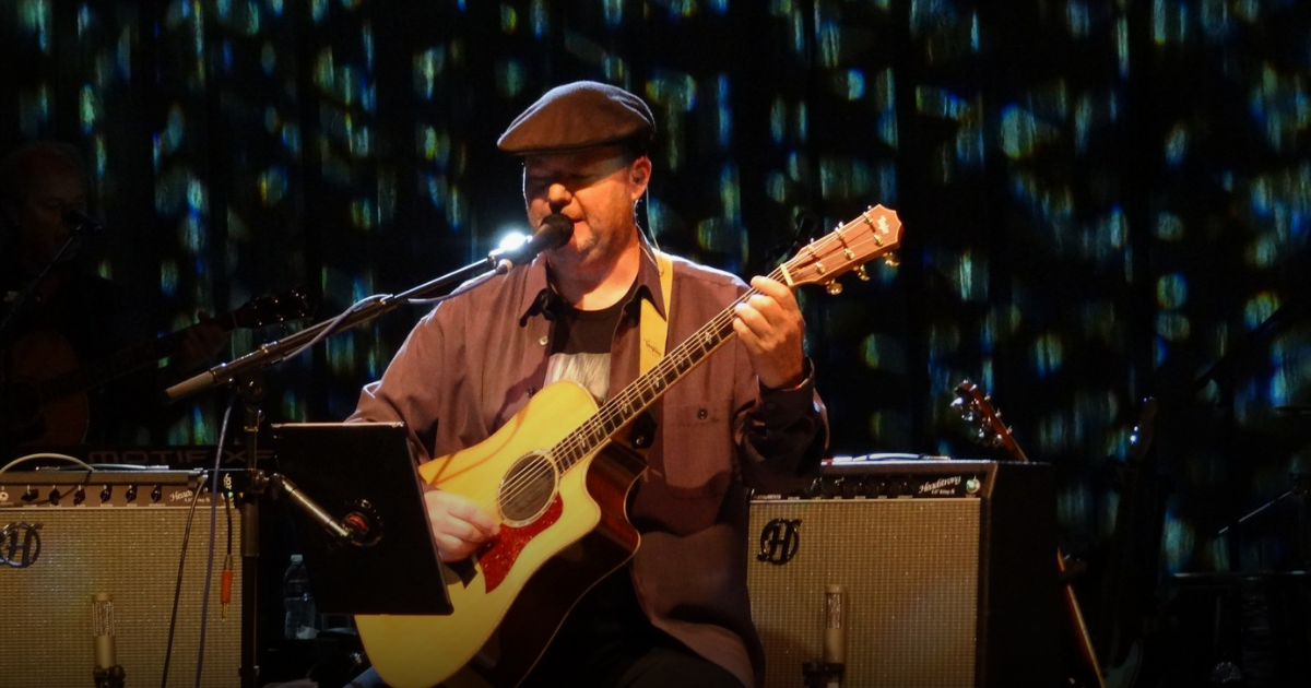 Christopher Cross célèbre 45 ans de «Ride Like the Wind» avec un clip ...