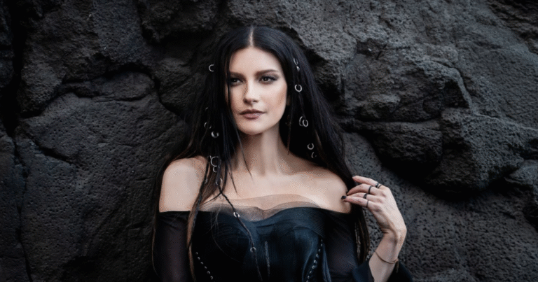 LAURA PAUSINI LANCE « IO CANTO 2 » ET RÉVÈLE DERRIÈRE LE PROJET ...